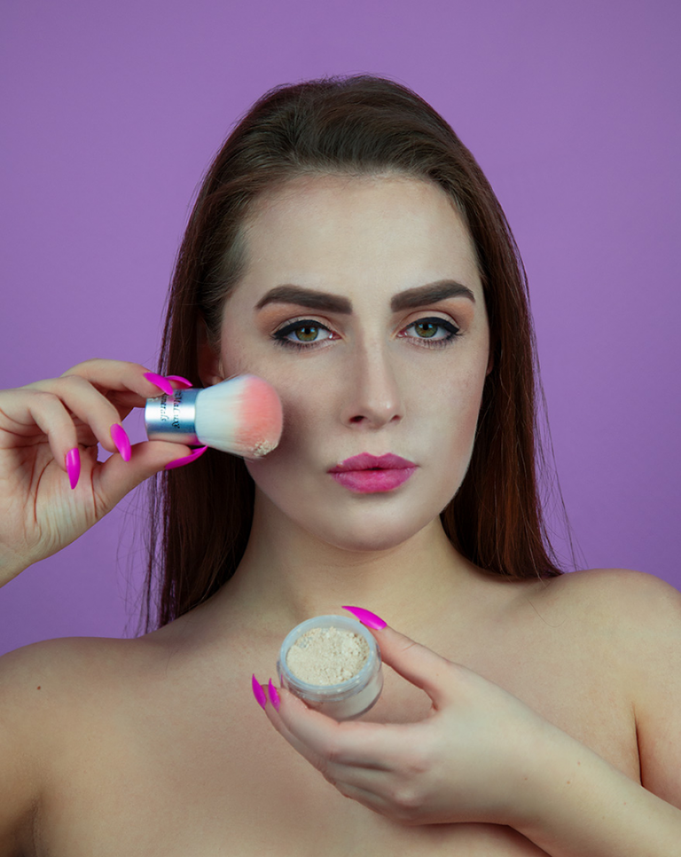 but first make up | Beauty review - Puder Make up von Chrimaluxe ...